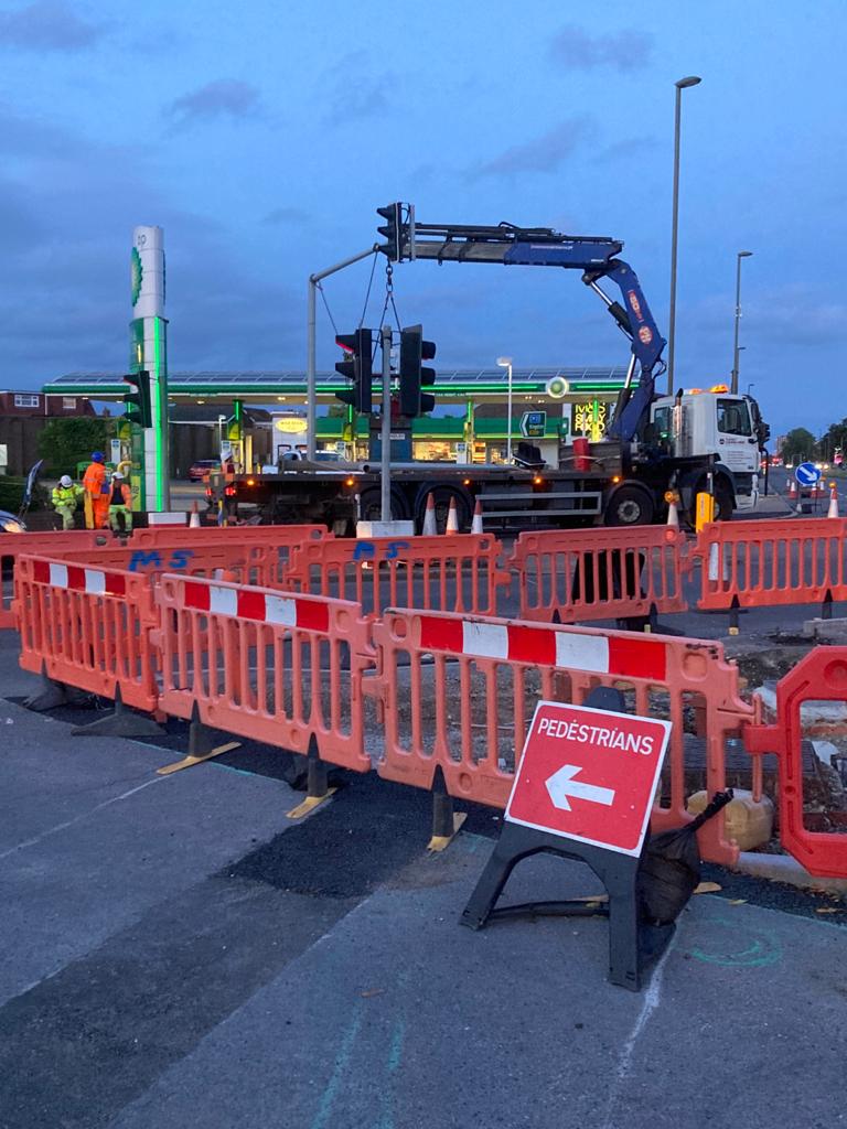 Ensuring Safety at Street Works and Road Works in the UK - LMTM Traffic ...